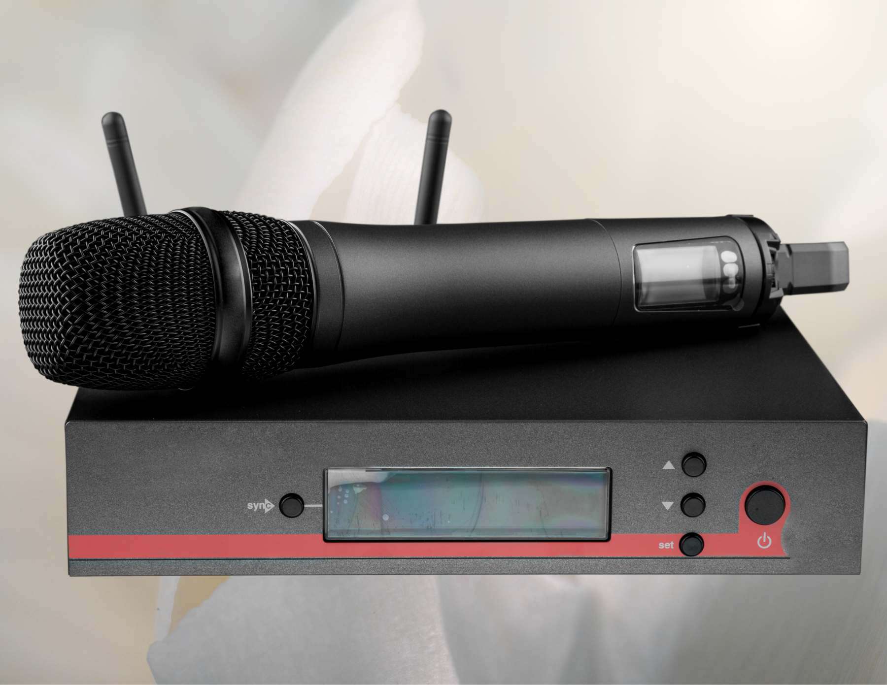 Wireless Microphone System: What You Need In 2023 - Sonic Function